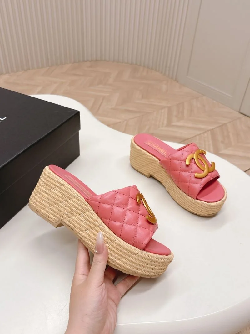 Top mirror Chanel Slippers