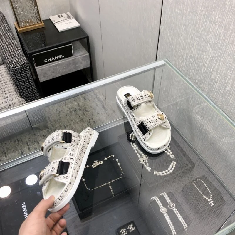 Top match Chanel Slippers