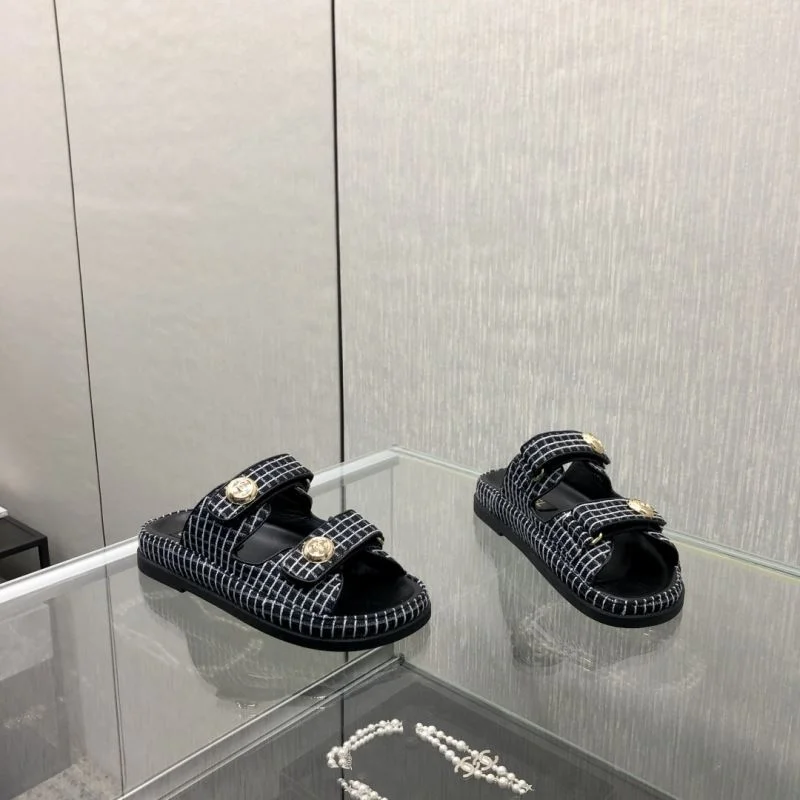 1:1 copy Chanel Slippers