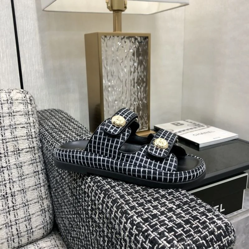 1:1 copy Chanel Slippers