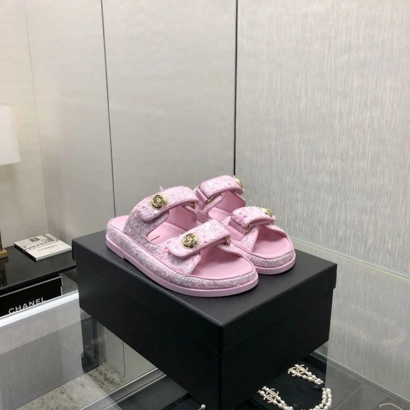 Top mirror Chanel Slippers