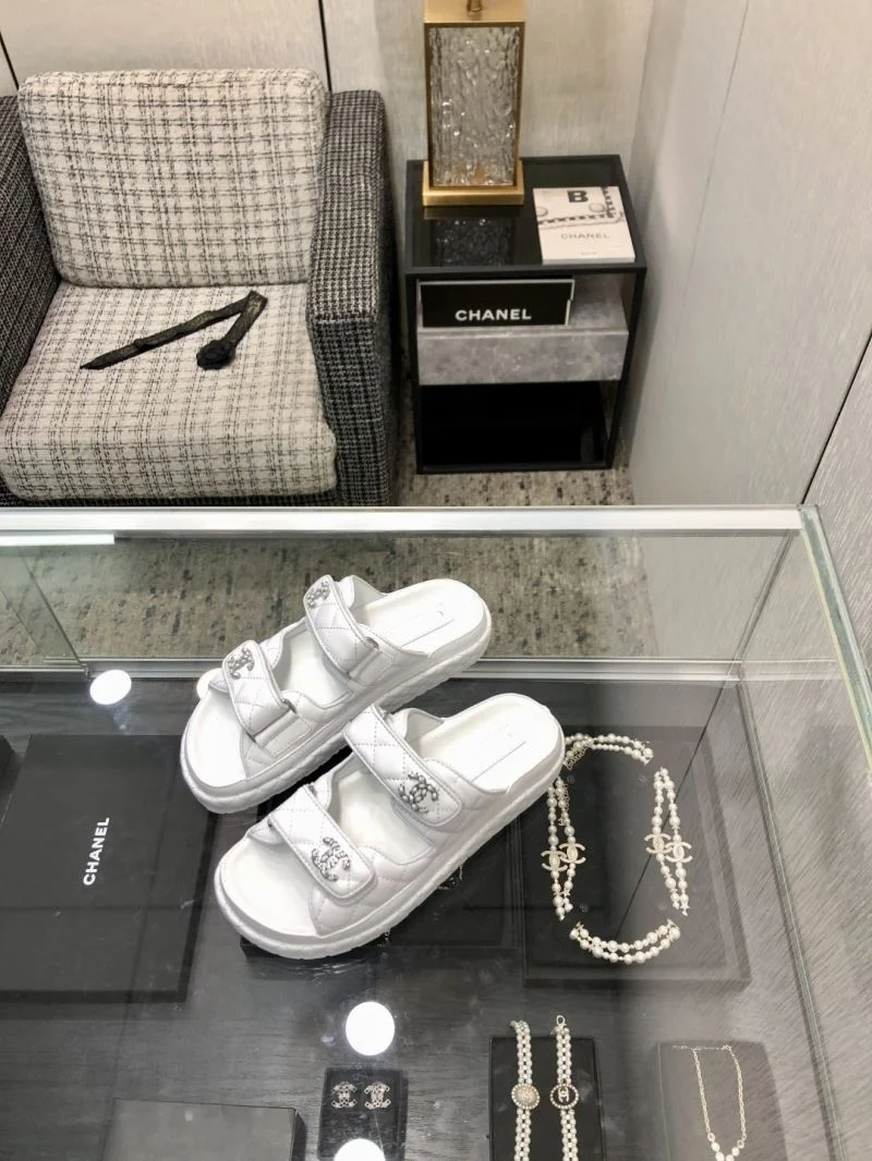 Mirror quality Chanel Slippers