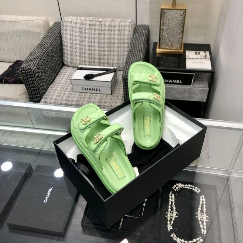 1:1 copy Chanel Slippers