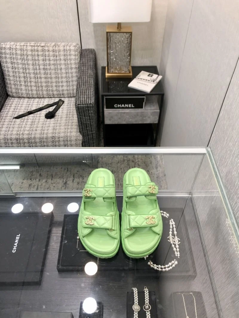 1:1 copy Chanel Slippers
