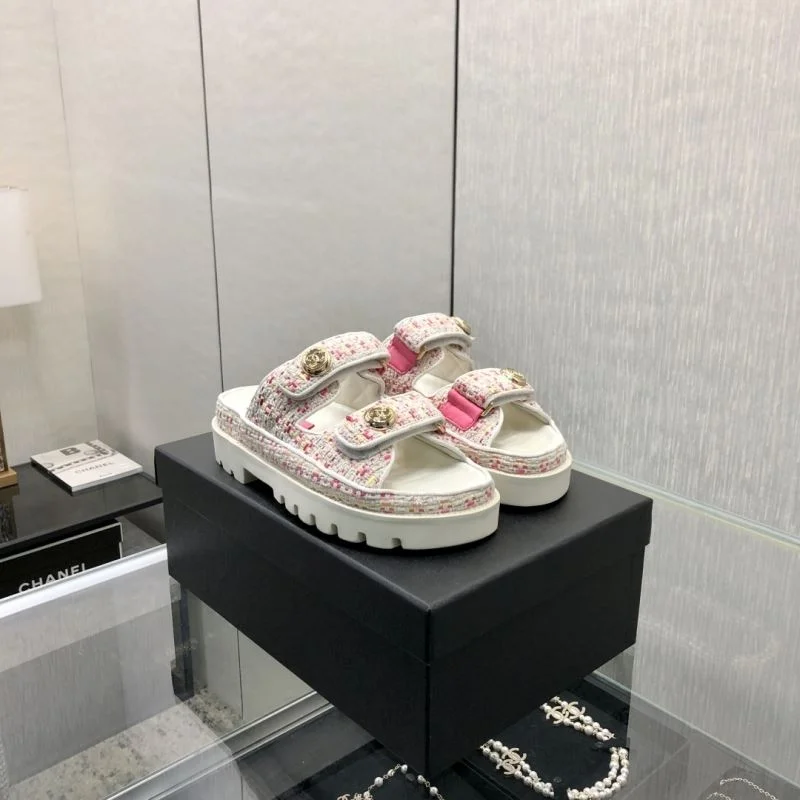 Top match Chanel Slippers