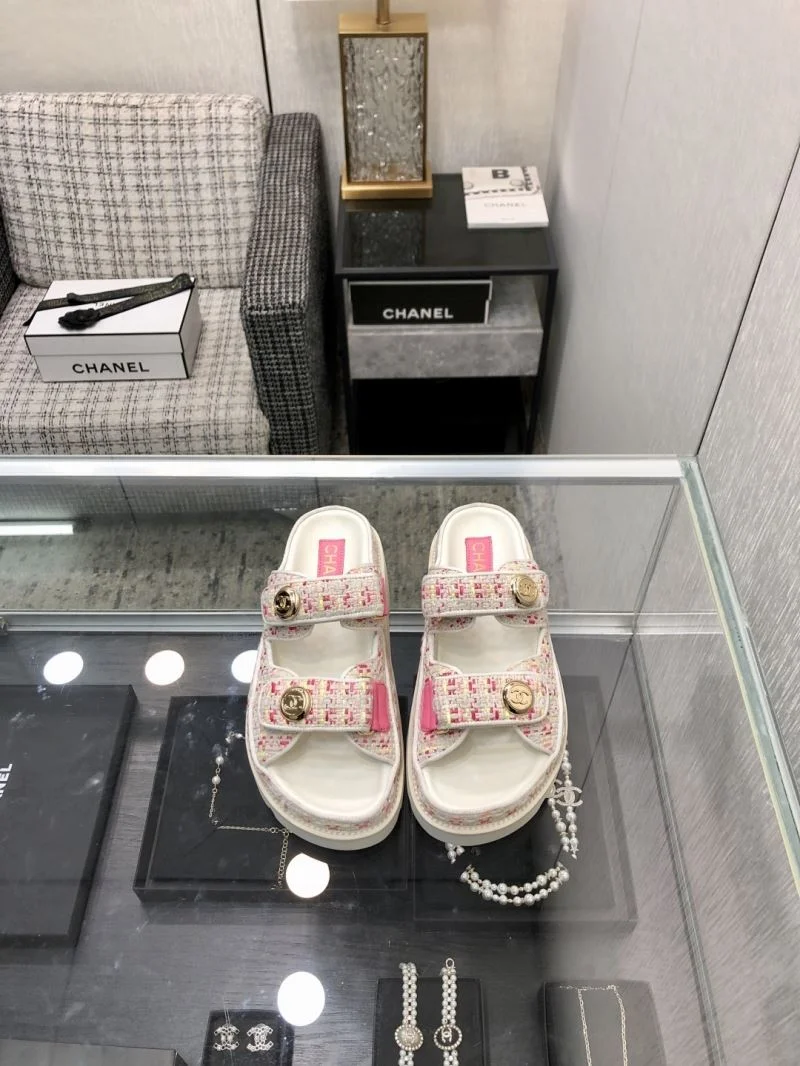 Top match Chanel Slippers