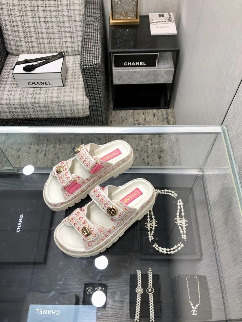 Top match Chanel Slippers
