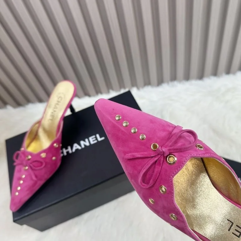 Top match Chanel Slippers