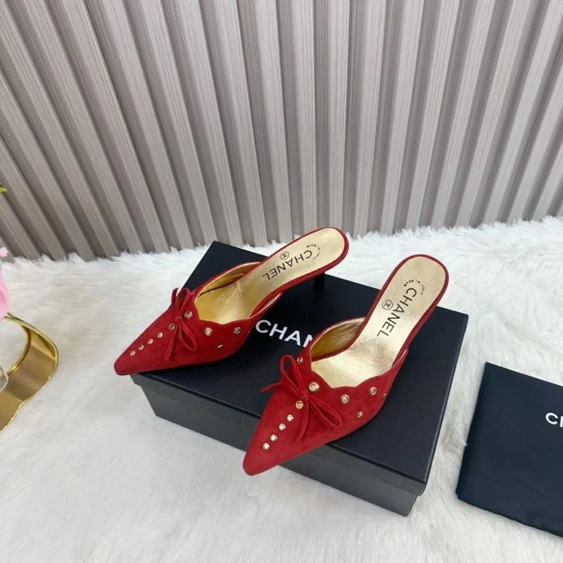 Top mirror Chanel Slippers