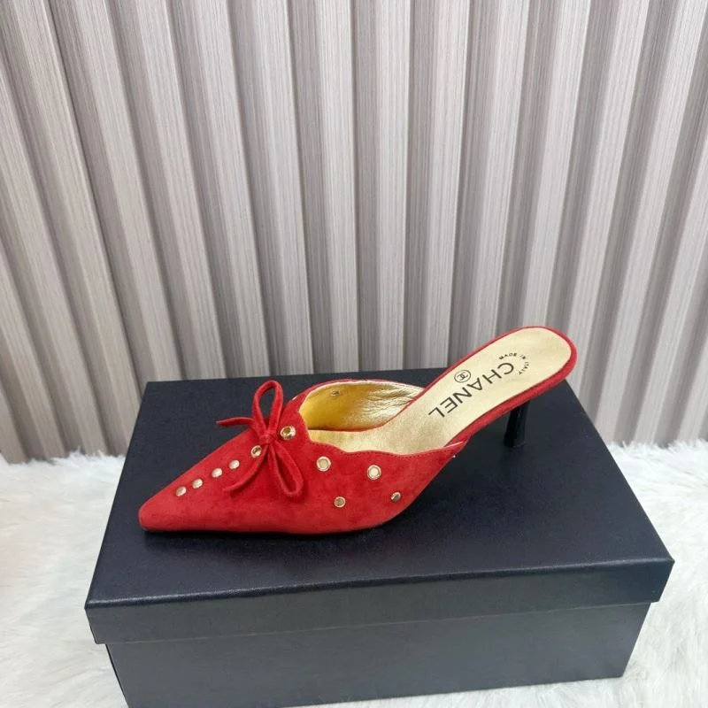 Top mirror Chanel Slippers