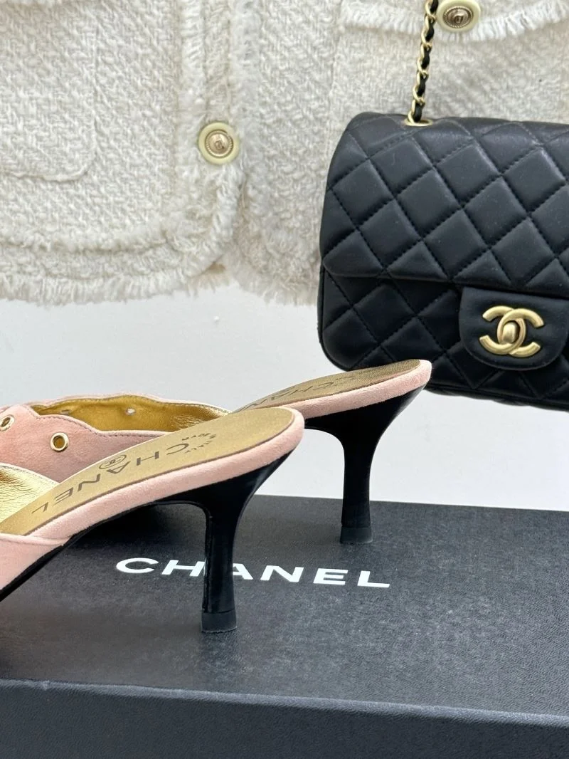Mirror quality Chanel Slippers