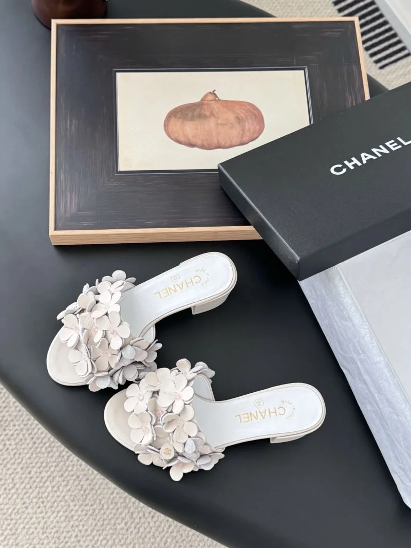 Brand-original Chanel Slippers