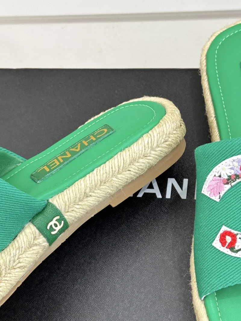 Accurate model Chanel Slippers