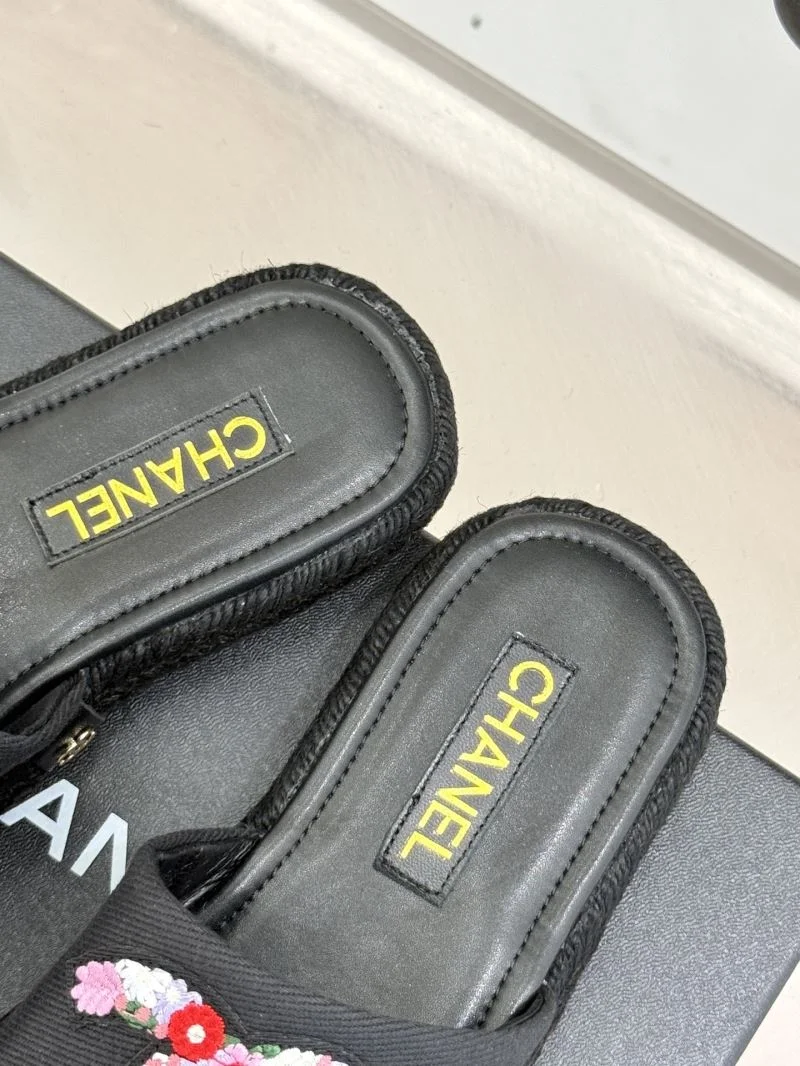Accurate model Chanel Slippers