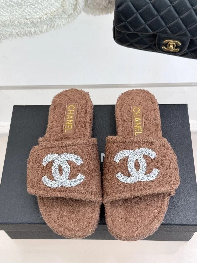 Brand-original Chanel Slippers