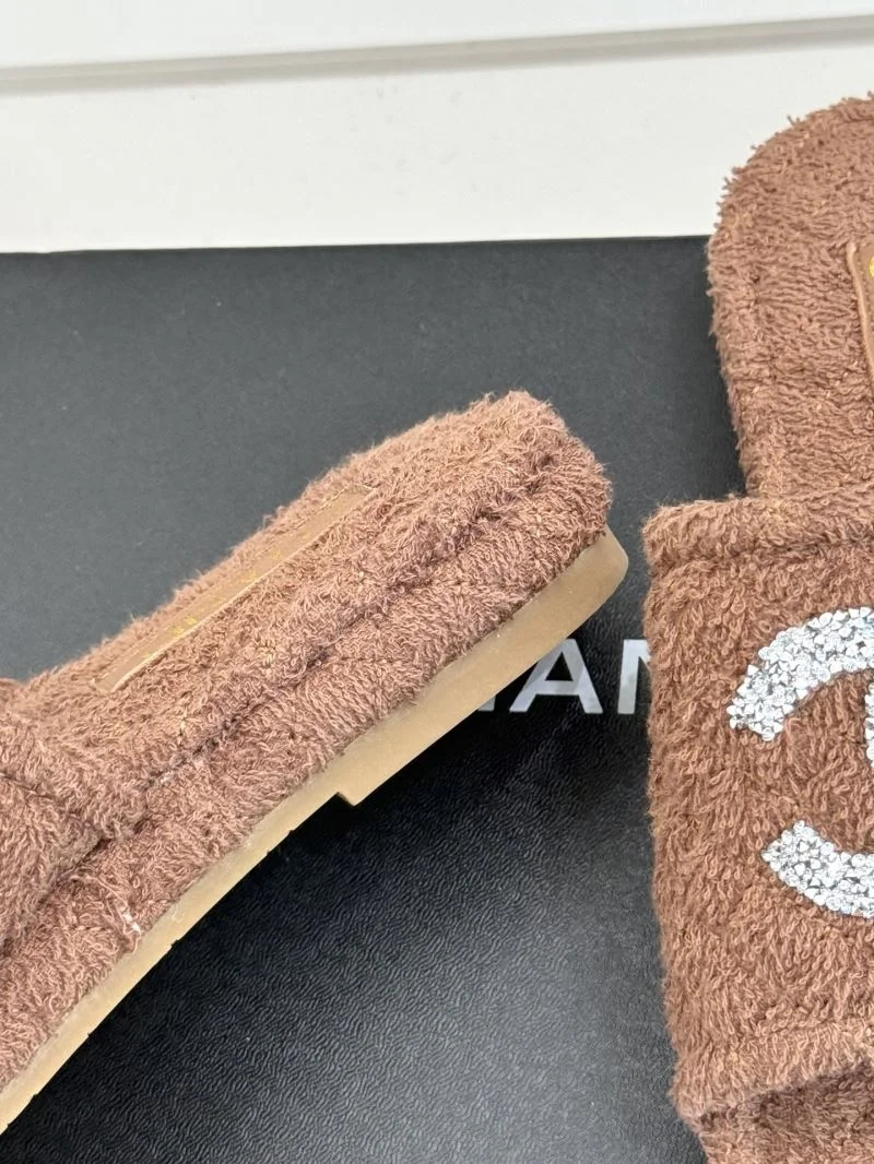 Brand-original Chanel Slippers