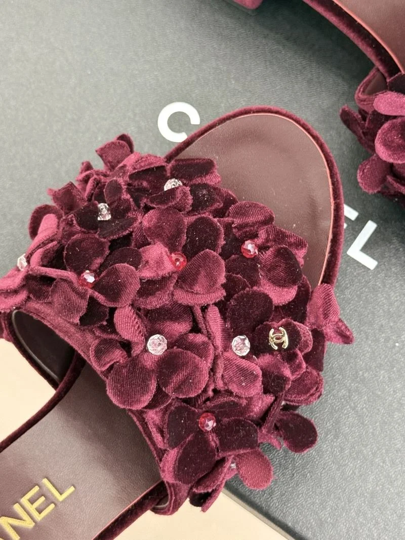 Brand-original Chanel Slippers