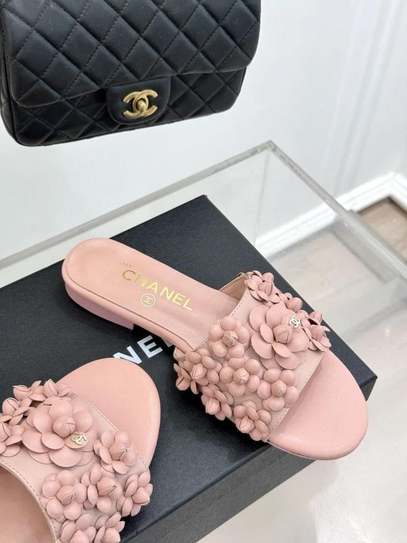 Accurate model Chanel Slippers