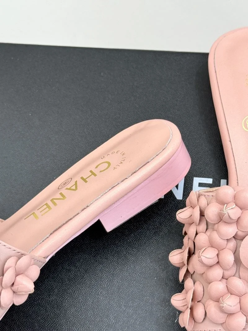 Accurate model Chanel Slippers