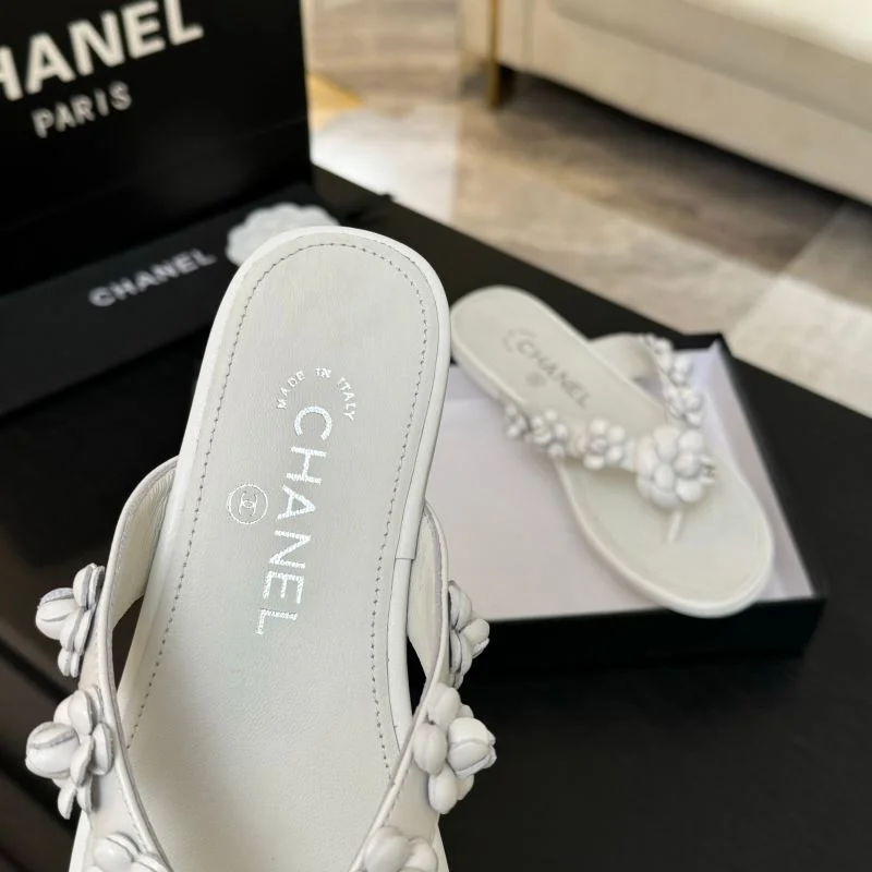 Mirror quality Chanel Slippers