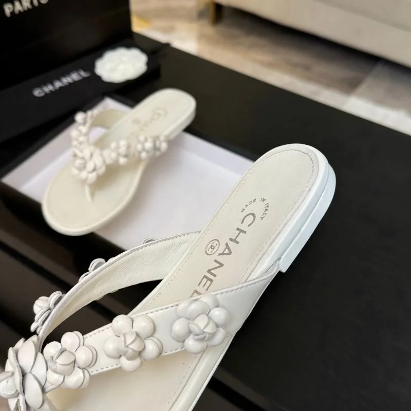 Mirror quality Chanel Slippers