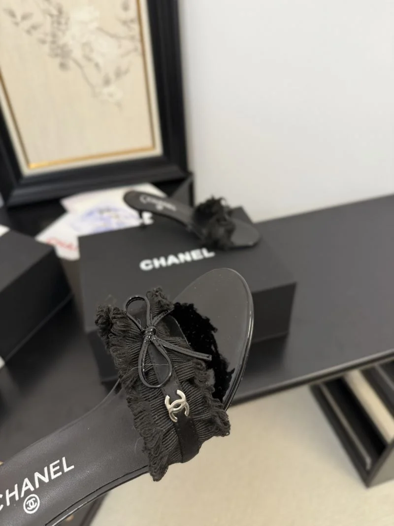 Brand-original Chanel Slippers