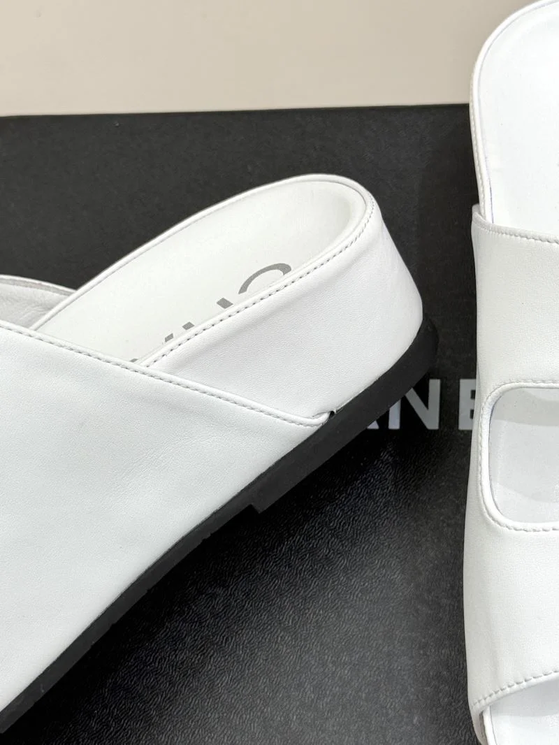 Top match Chanel Slippers