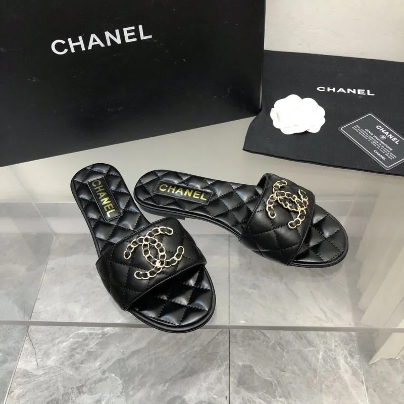 Top match Chanel Slippers