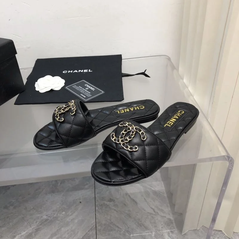 Top match Chanel Slippers