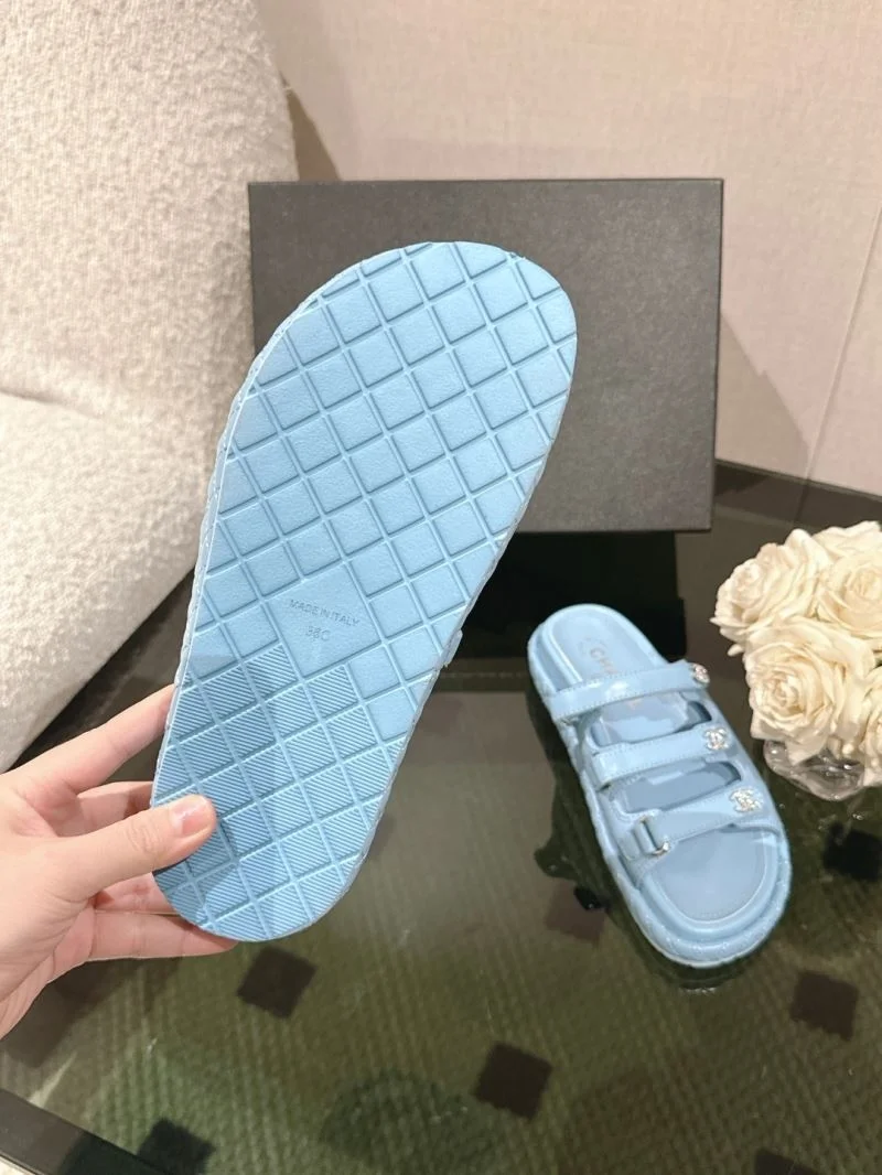 1:1 copy Chanel Slippers