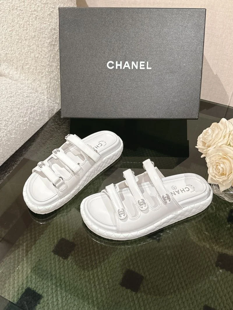 Accurate model Chanel Slippers