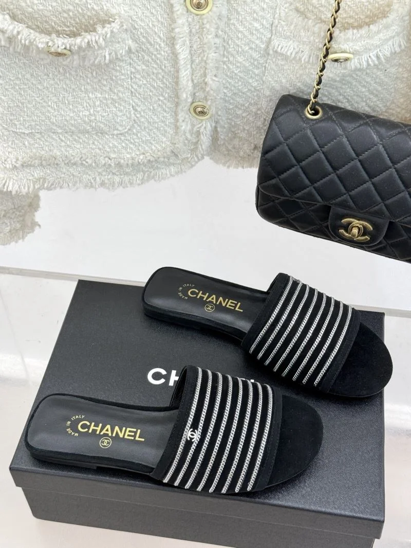 Top match Chanel Slippers