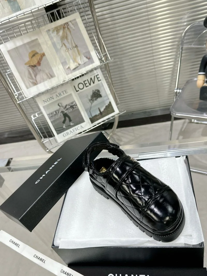 Brand-original Chanel Slippers