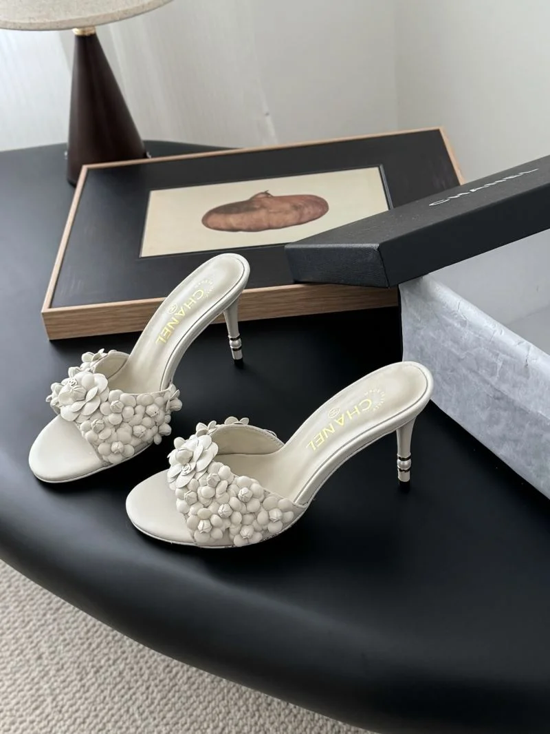 1:1 copy Chanel Slippers