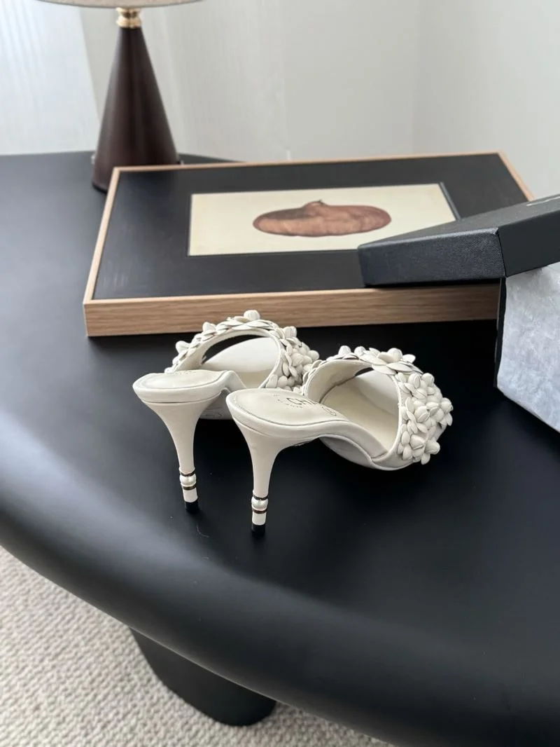 1:1 copy Chanel Slippers