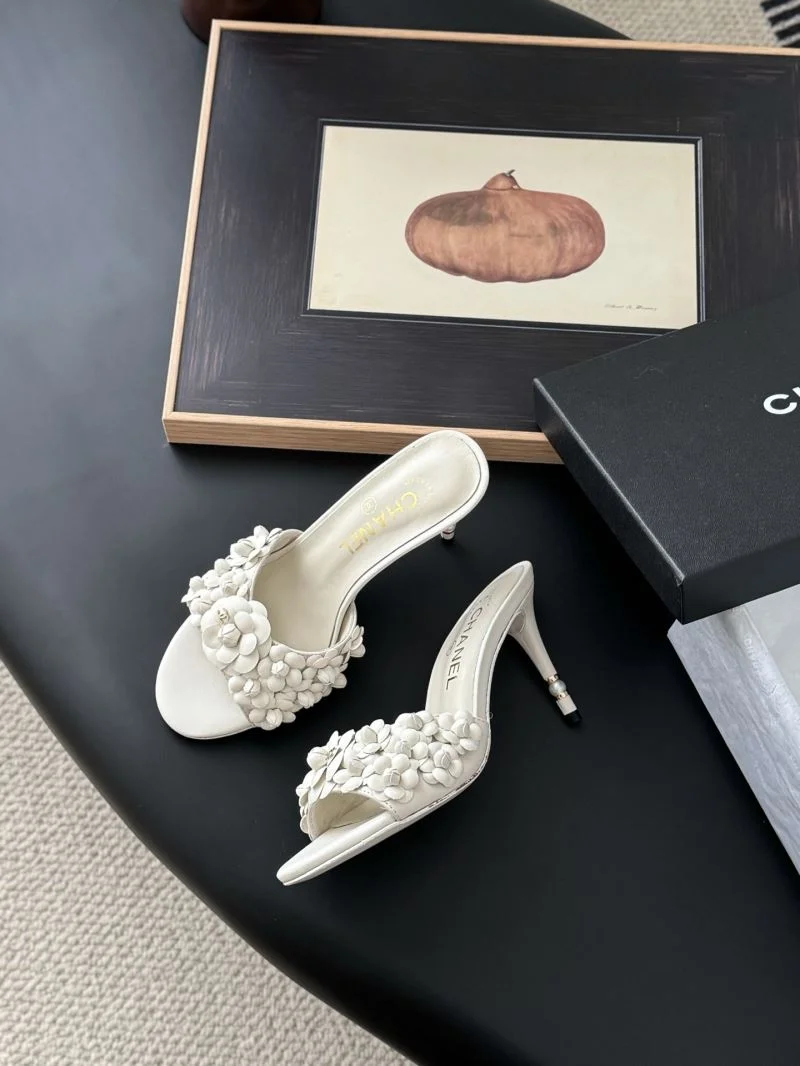 1:1 copy Chanel Slippers