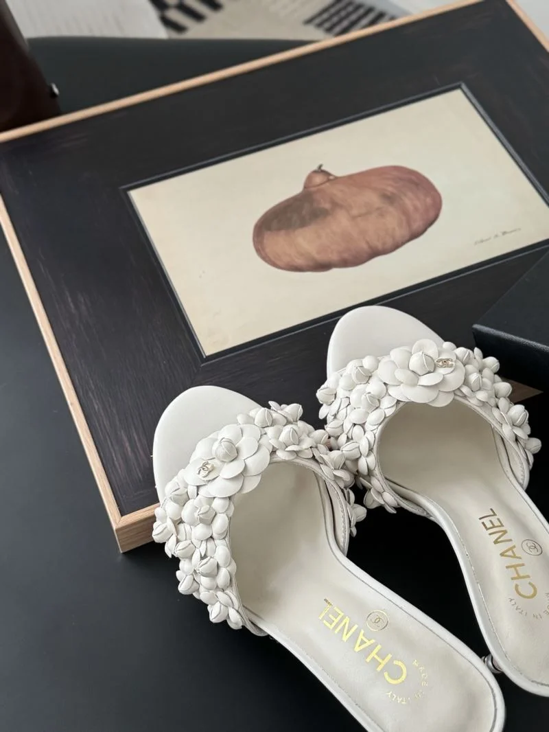 1:1 copy Chanel Slippers