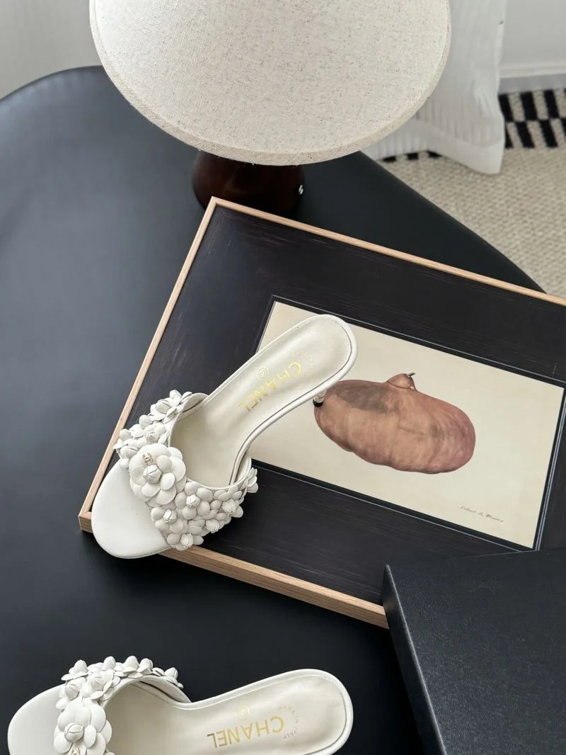 1:1 copy Chanel Slippers