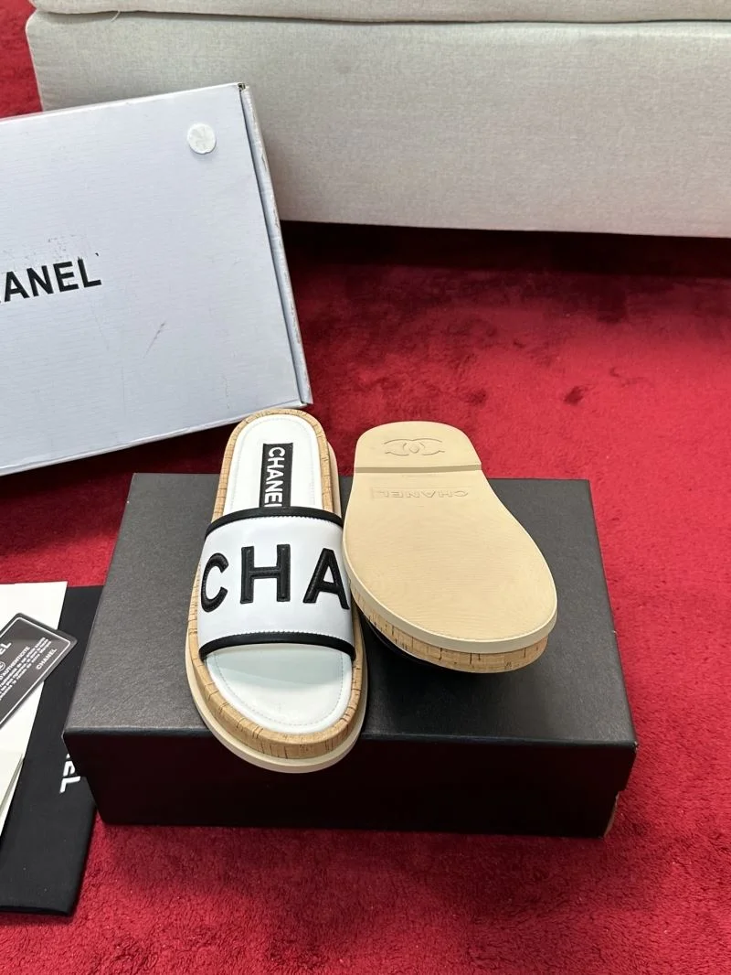 Mirror quality Chanel Slippers