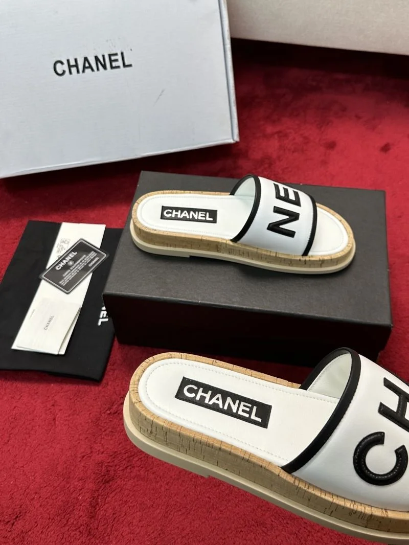 Mirror quality Chanel Slippers