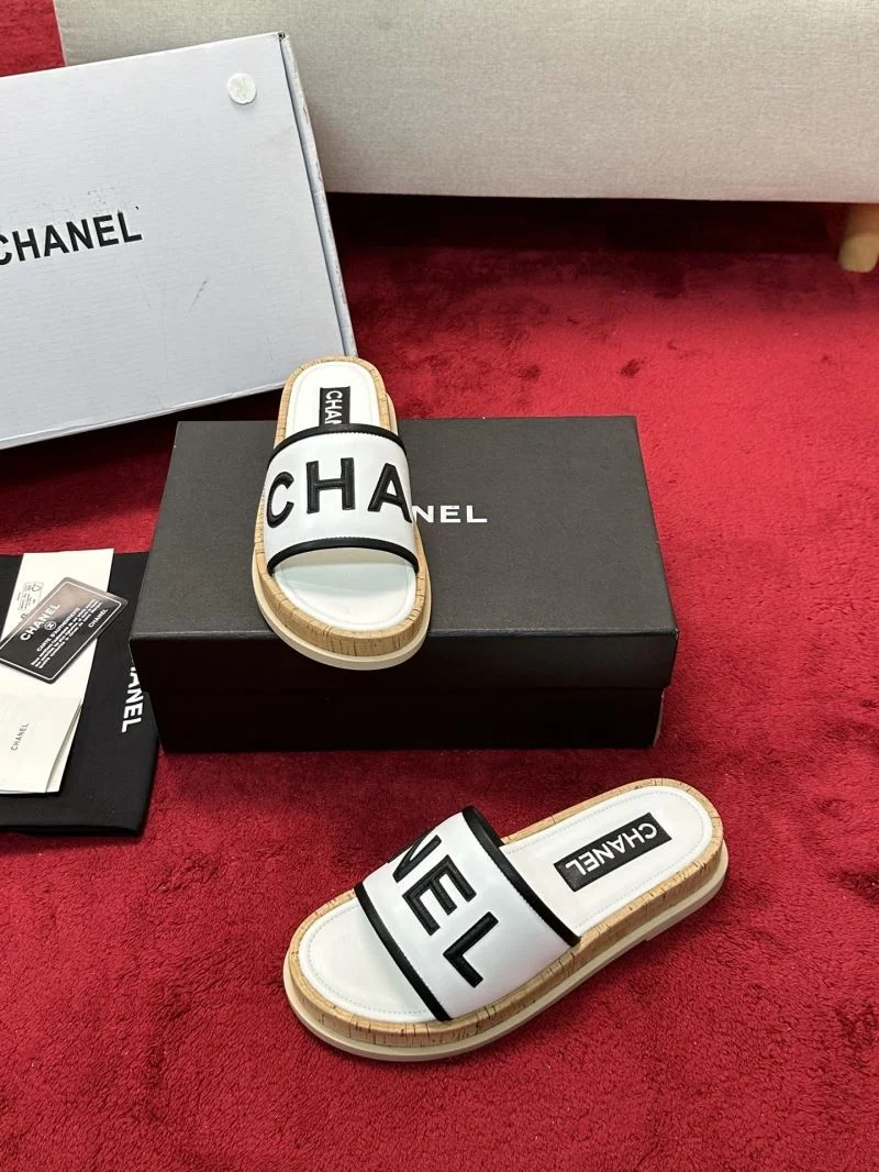 Mirror quality Chanel Slippers