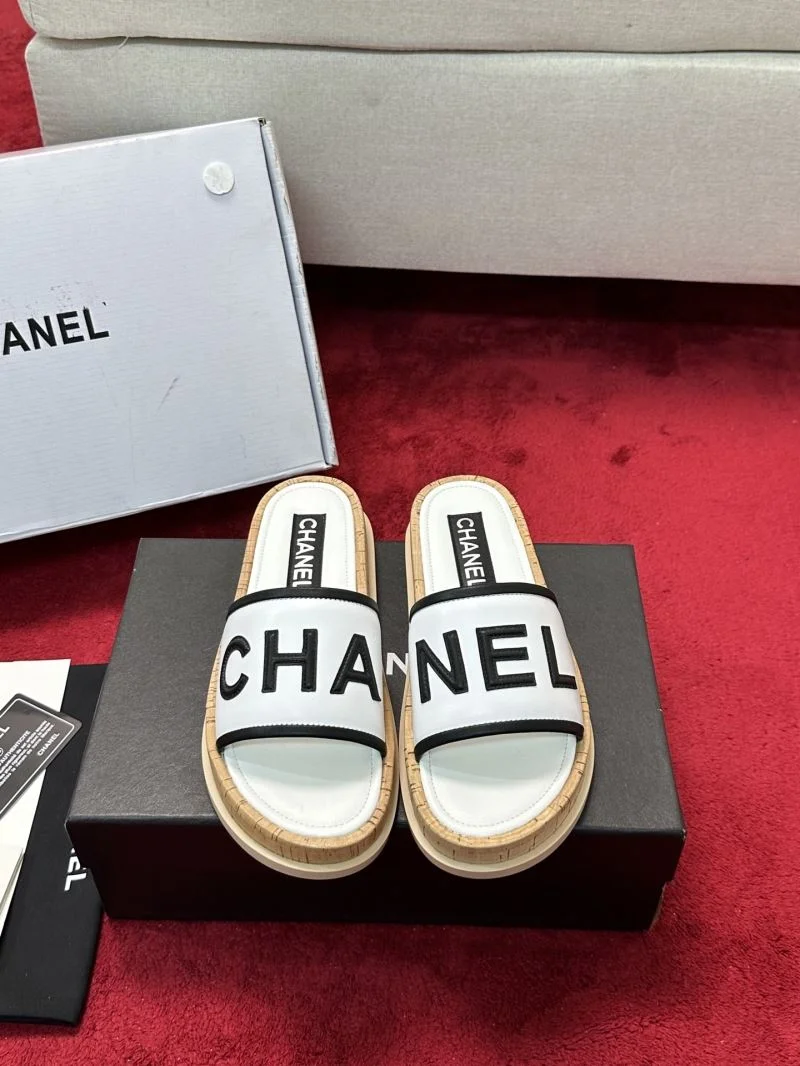Mirror quality Chanel Slippers