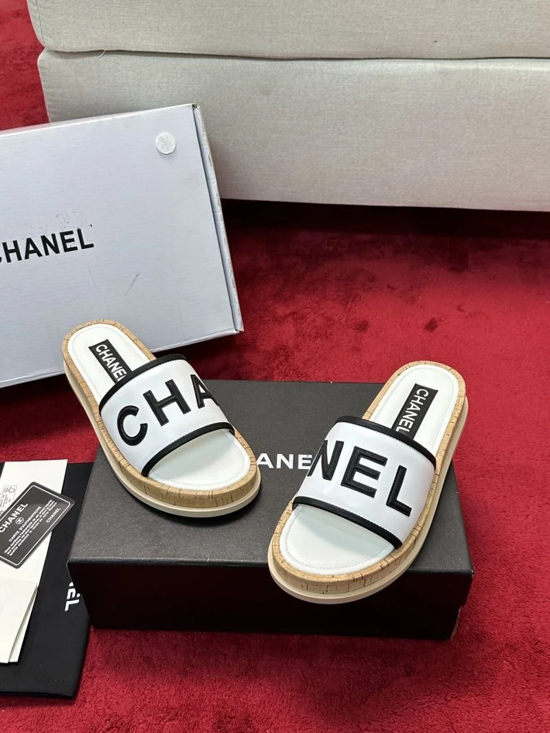 Mirror quality Chanel Slippers