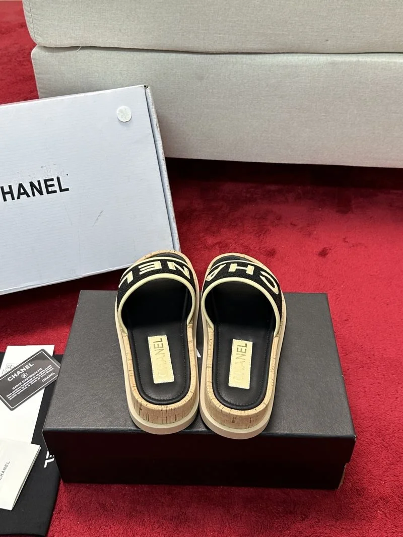 1:1 copy Chanel Slippers