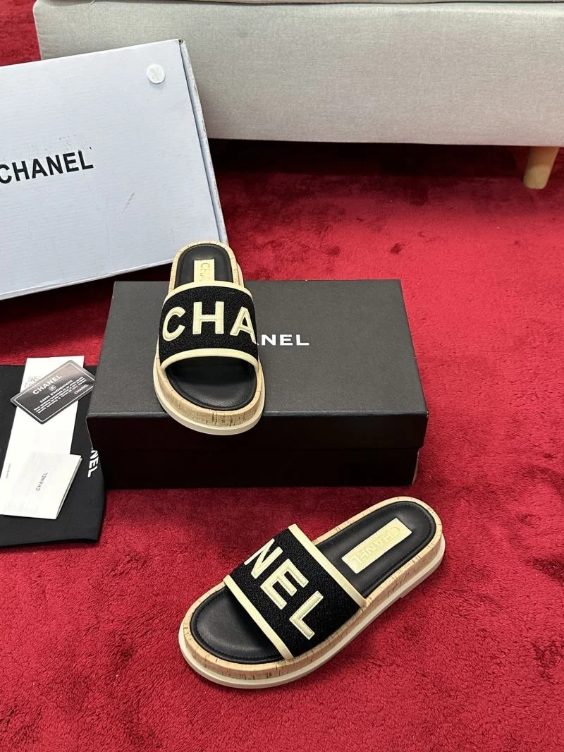 1:1 copy Chanel Slippers