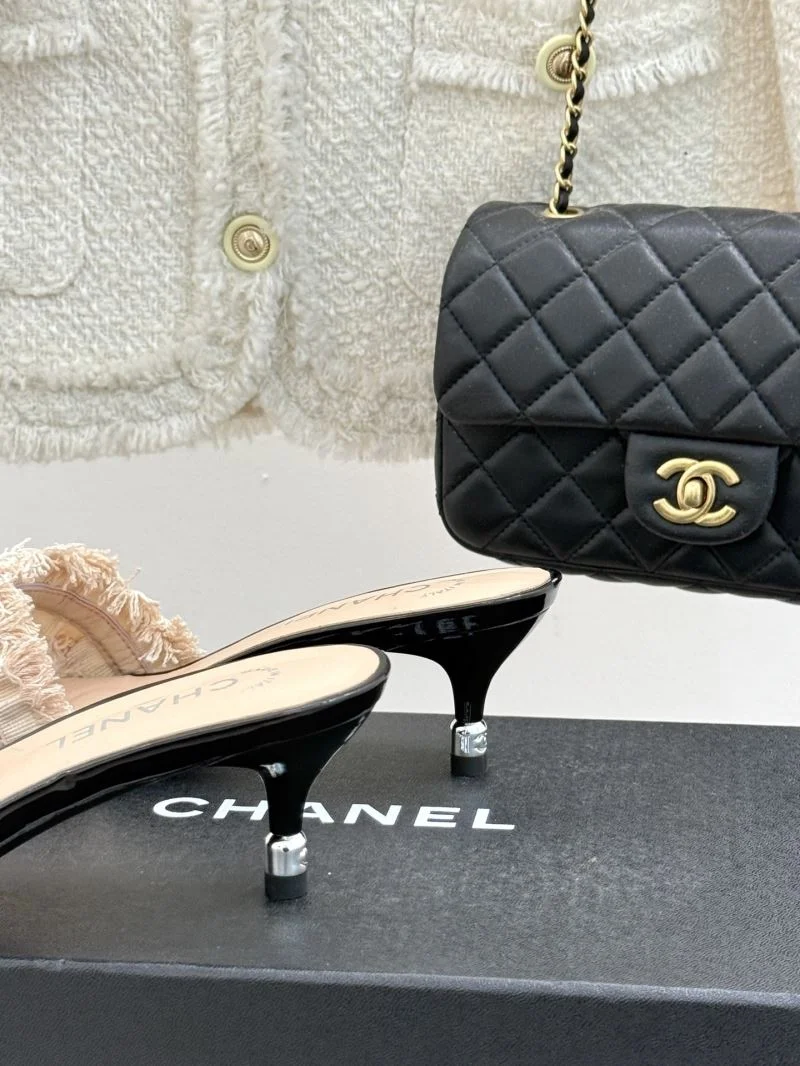 1:1 copy Chanel Slippers