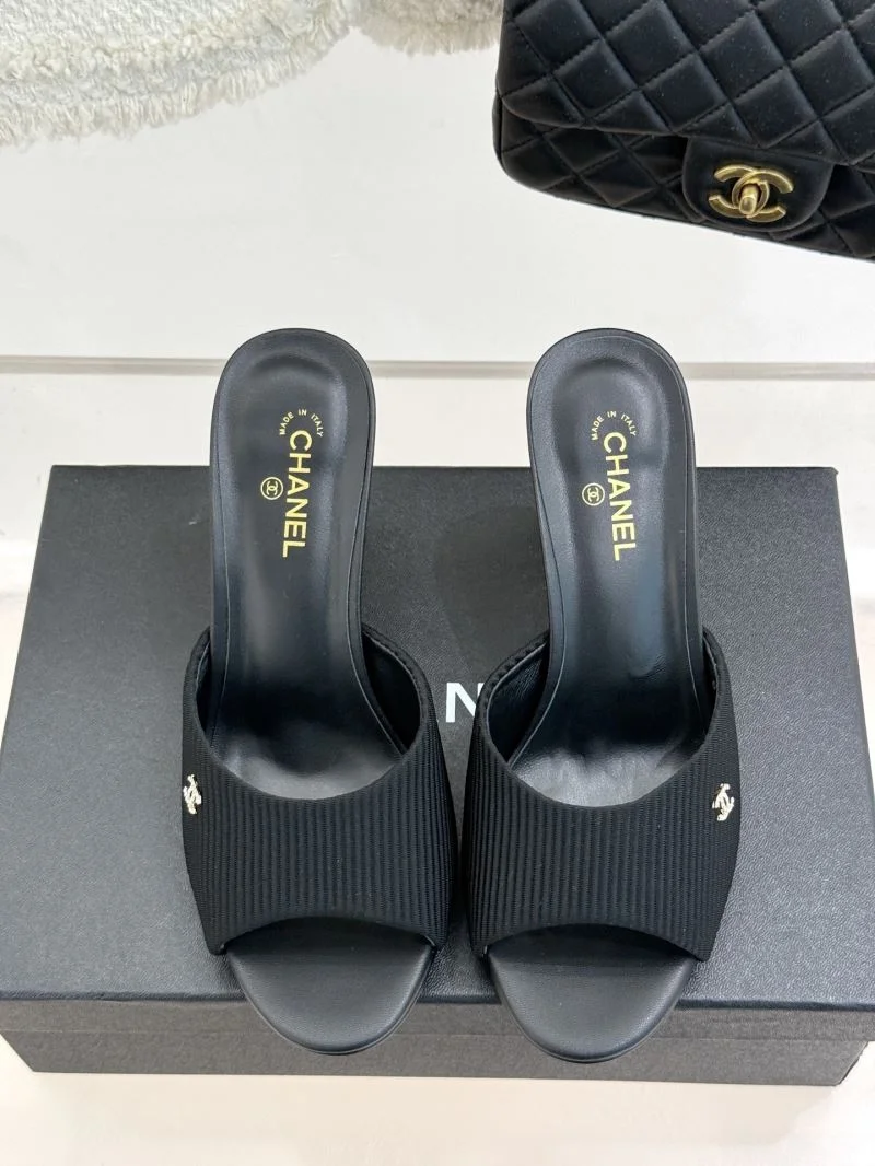 Mirror quality Chanel Slippers