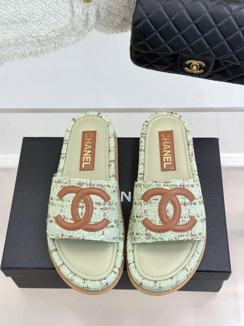 Accurate model Chanel Slippers