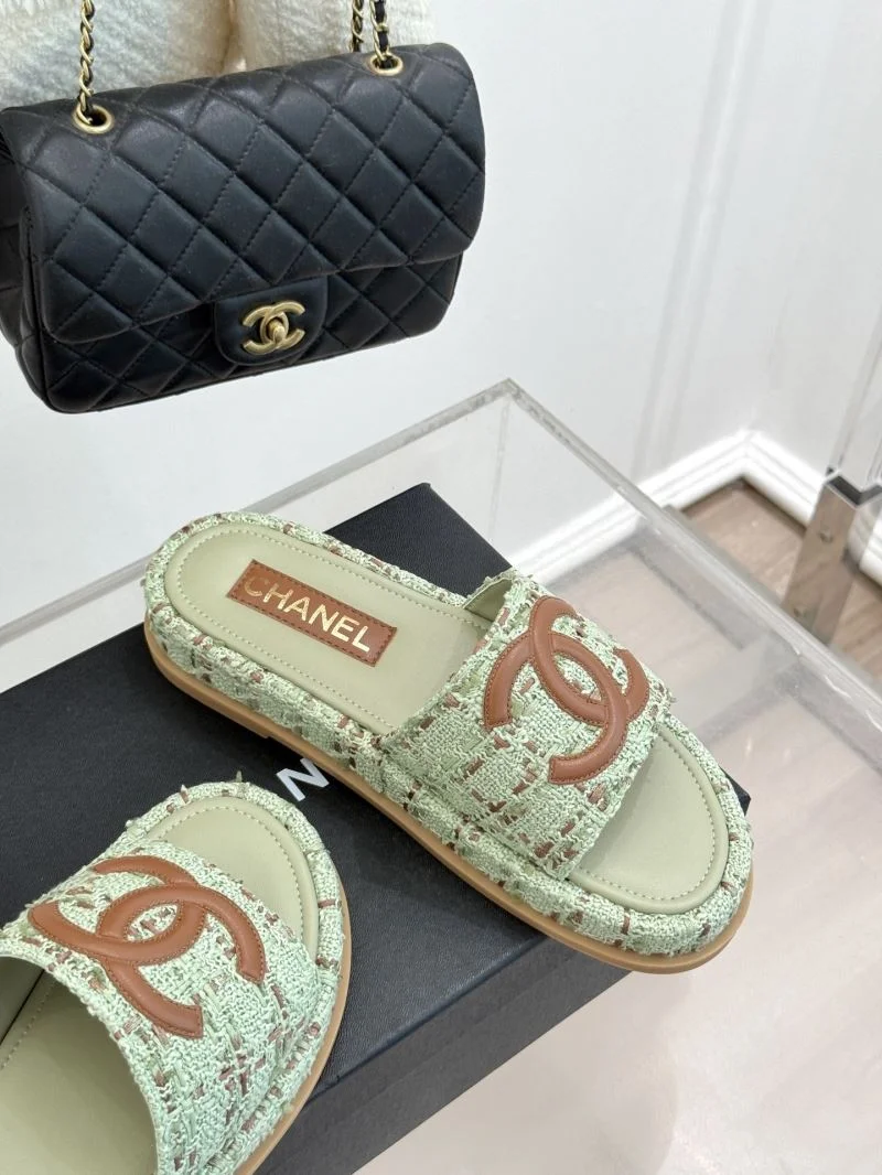 Accurate model Chanel Slippers