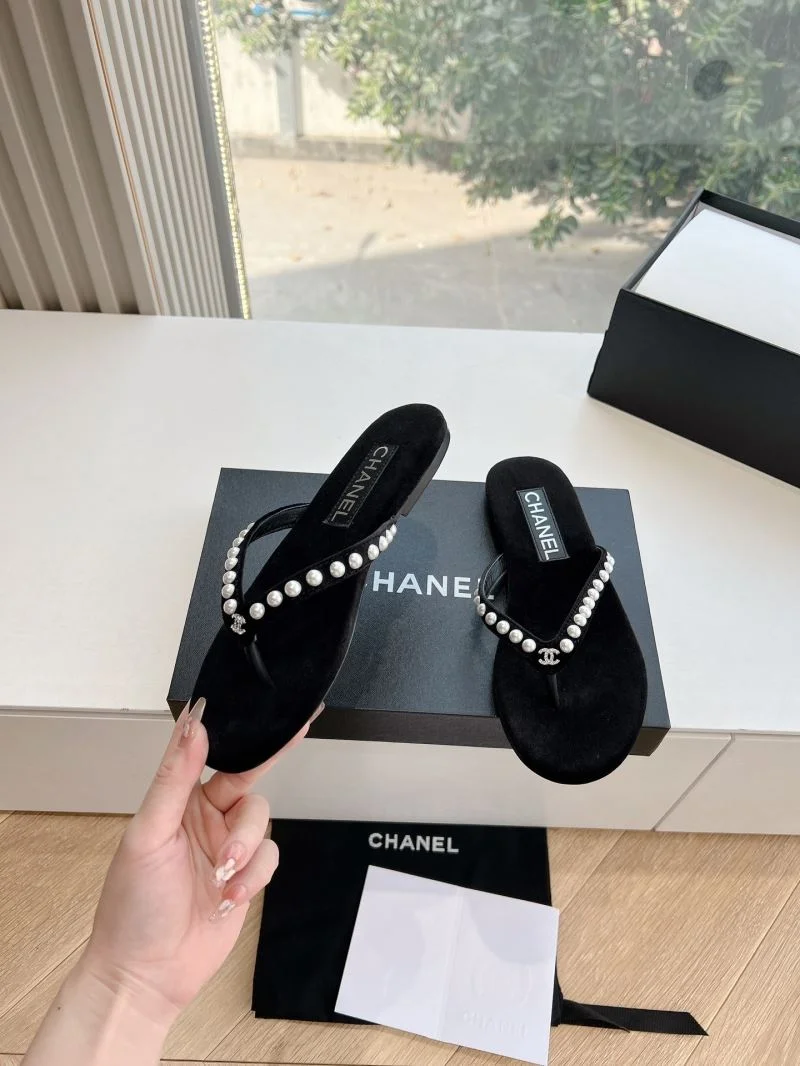 1:1 copy Chanel Slippers